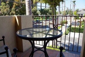 Book Castillo Inn at the Beach in Santa Barbara | Hotels.com