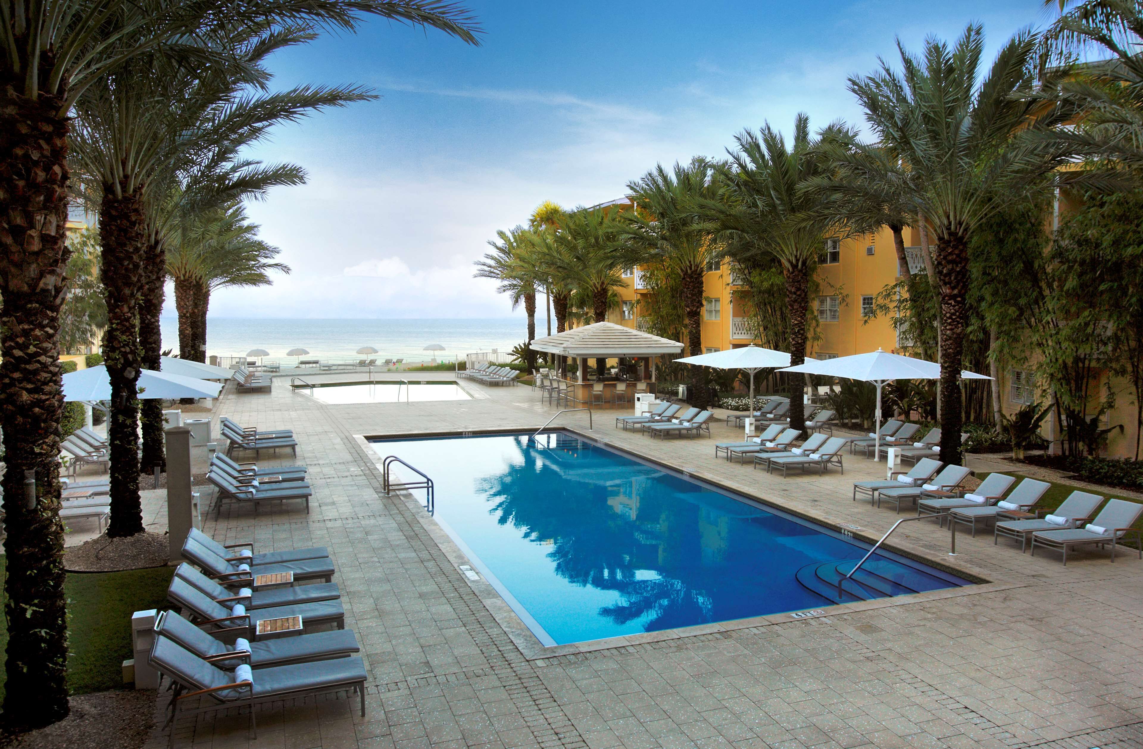 Edgewater Beach Hotel Reviews, Deals & Photos 2024 - Expedia