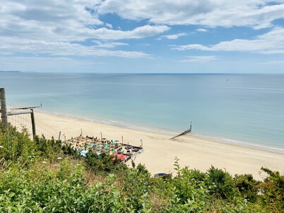 Bournemouth Carlton Hotel by Belvilla