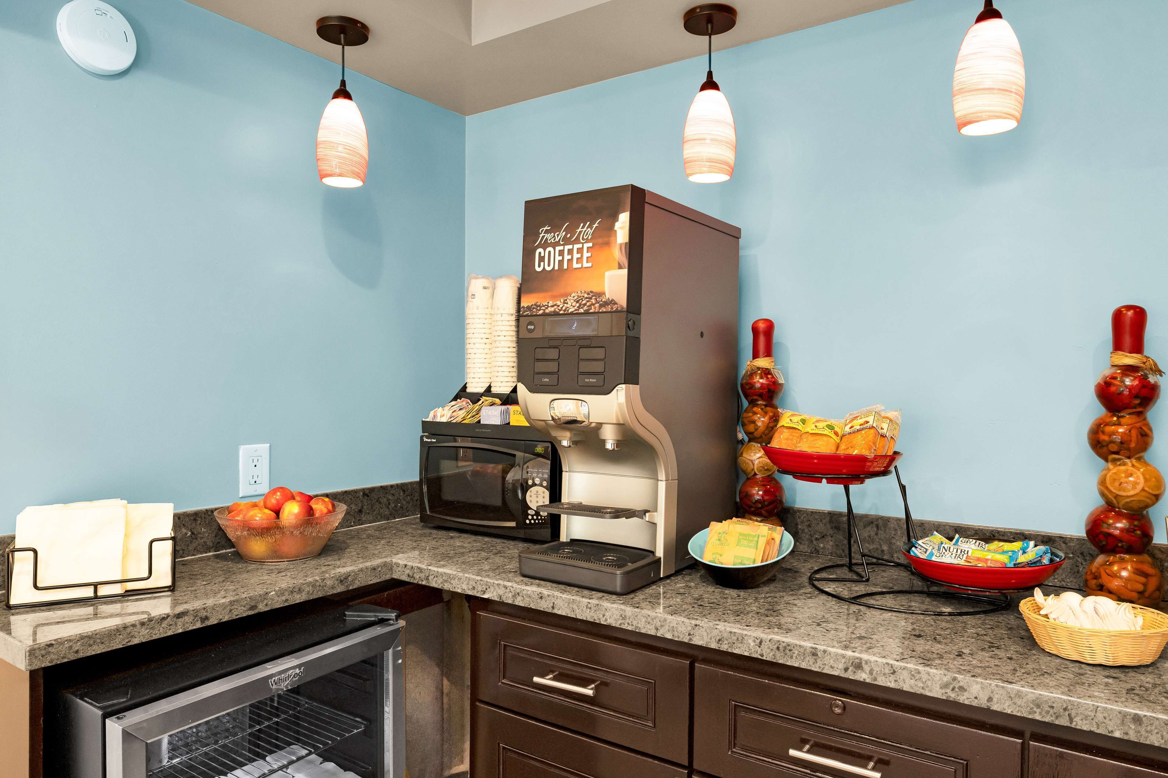 Café da manhã continental grátis todos os dias