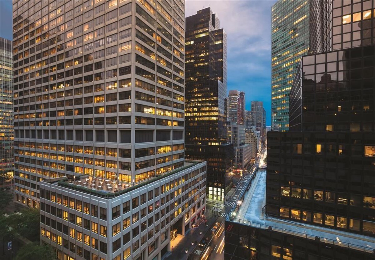 DoubleTree by Hilton Metropolitan - New York City Reviews, Deals ...