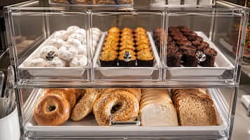 Pequeno-almoço continental diário incluído