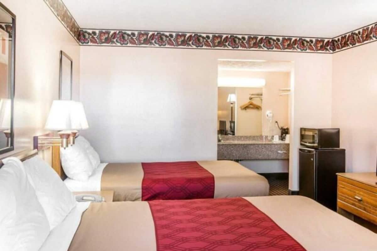 Wi-Fi de cortesia, roupa de cama