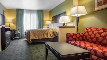Roupas de cama premium, escrivaninha, quartos à prova de som