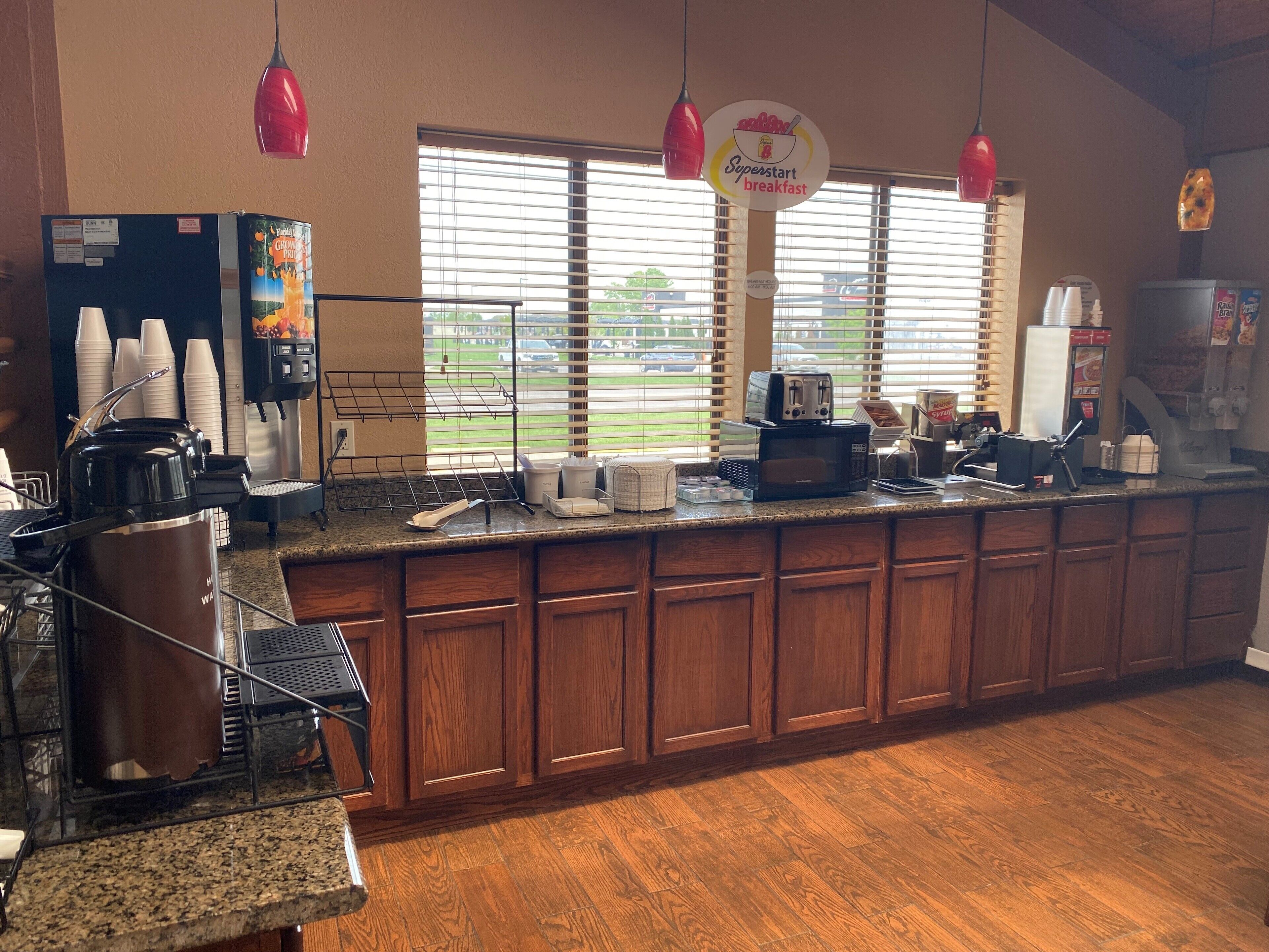 Pequeno-almoço takeaway diário incluído 