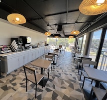 Café da manhã continental grátis todos os dias