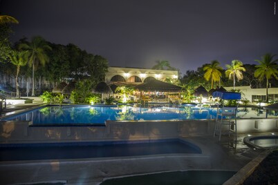 Coronado Luxury Club & Suites