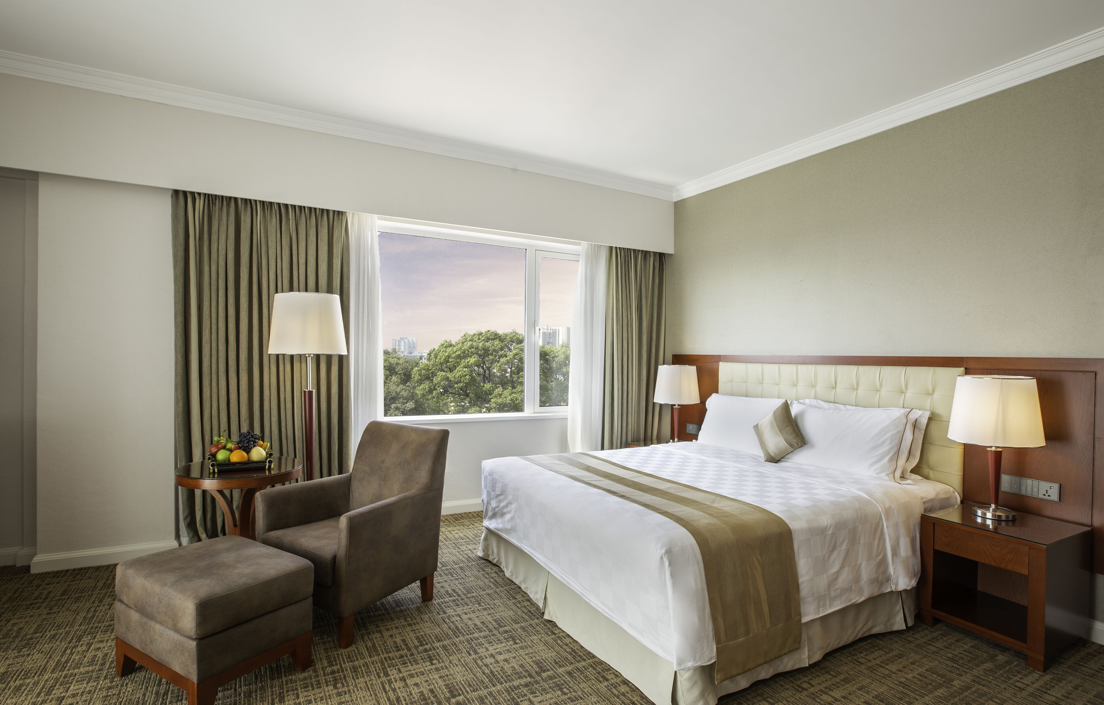 Quarto premier, 1 cama King | Frigobar, cofres nos quartos, individualmente mobiliados, escrivaninha