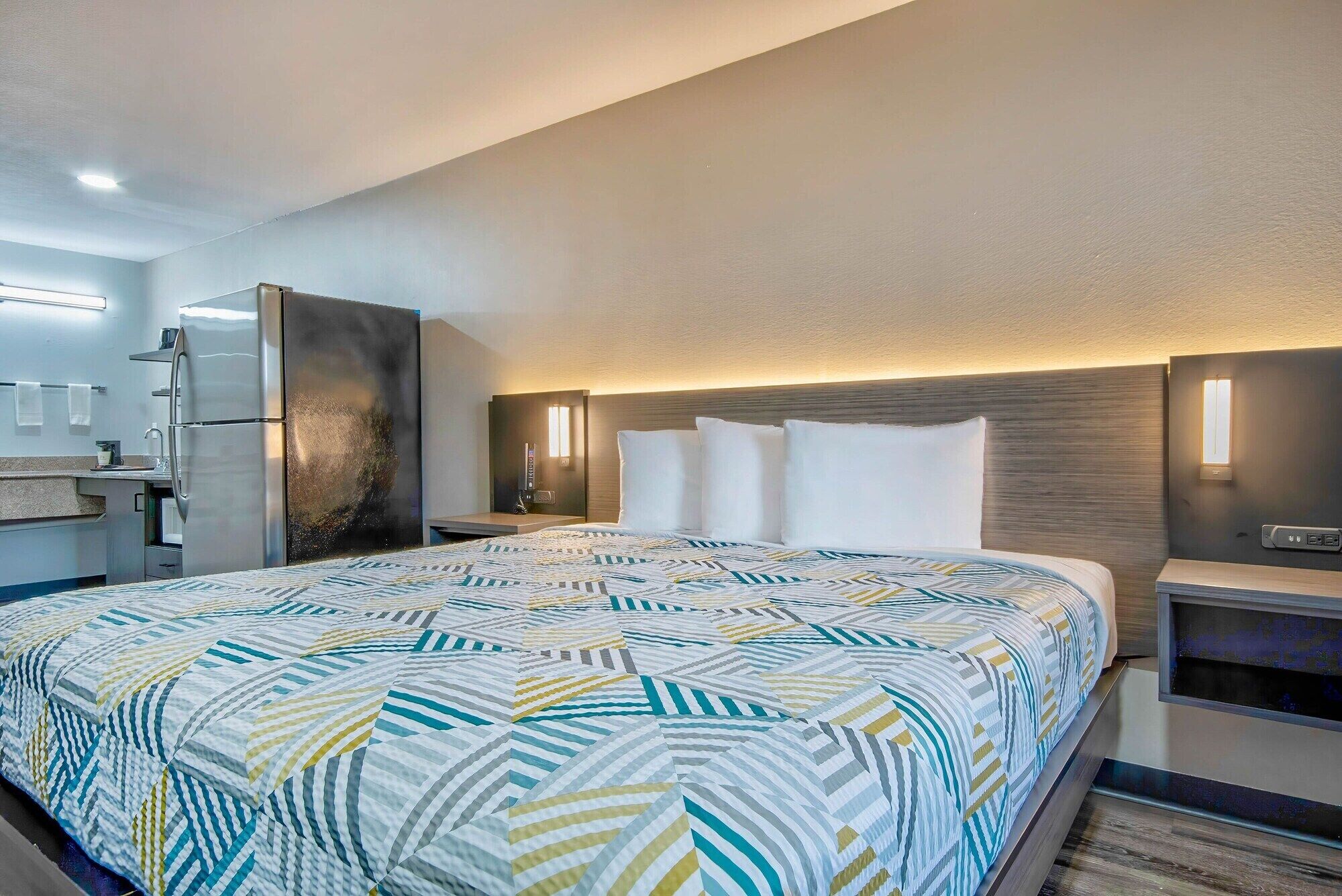 Secretária, Wi-fi grátis, despertadores 