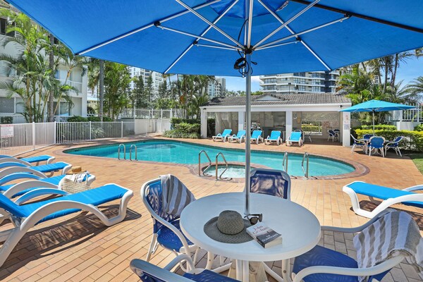 Beachside Tower - Gold Coast