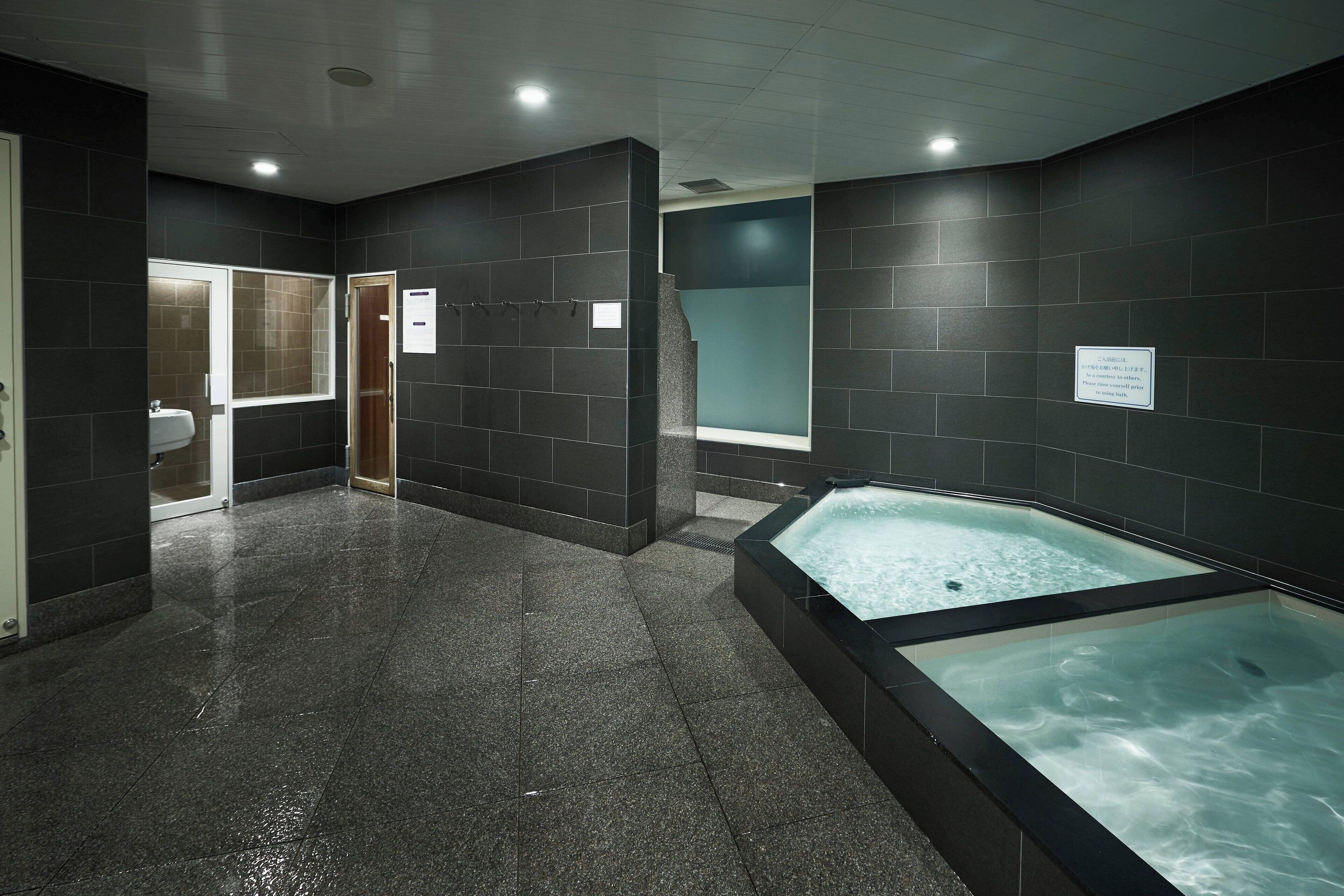 Sala(s) para tratamentos a casais, sauna, banho turco 