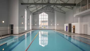 Piscina interior