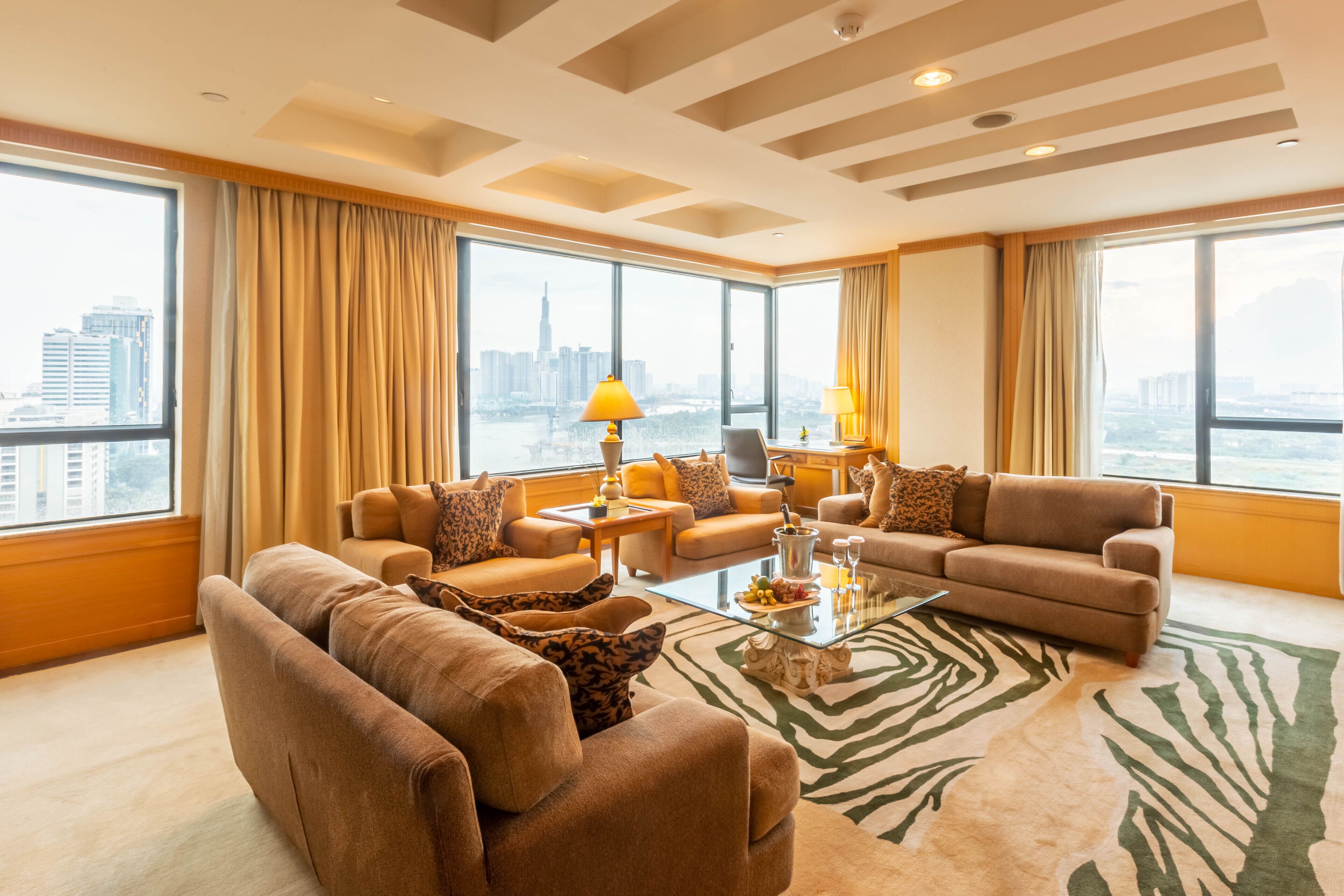 Suíte presidencial, 1 cama King, vista para o rio | Vista para o lago