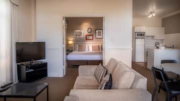 Apartamento, 2 quartos | Sala de estar