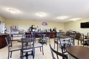 Café da manhã continental grátis todos os dias