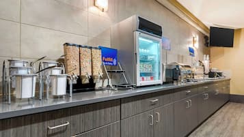 Pequeno-almoço tipo buffet diário incluído