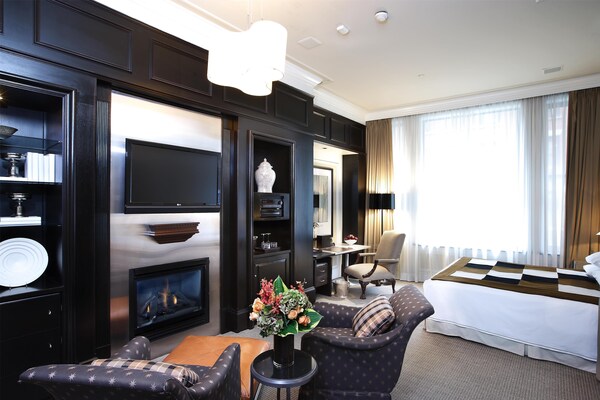 Xv Beacon - Boston, MA