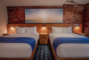 Quarto casal, 2 camas Queen, vista para a cidade | Roupas de cama de algodão egípcio, roupas de cama premium