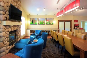 Lounge no saguão