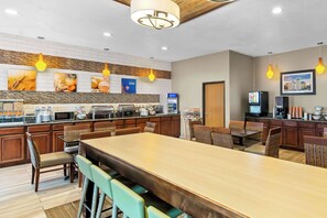 Café da manhã completo grátis