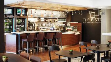 Pequenos-almoços e jantares servidos