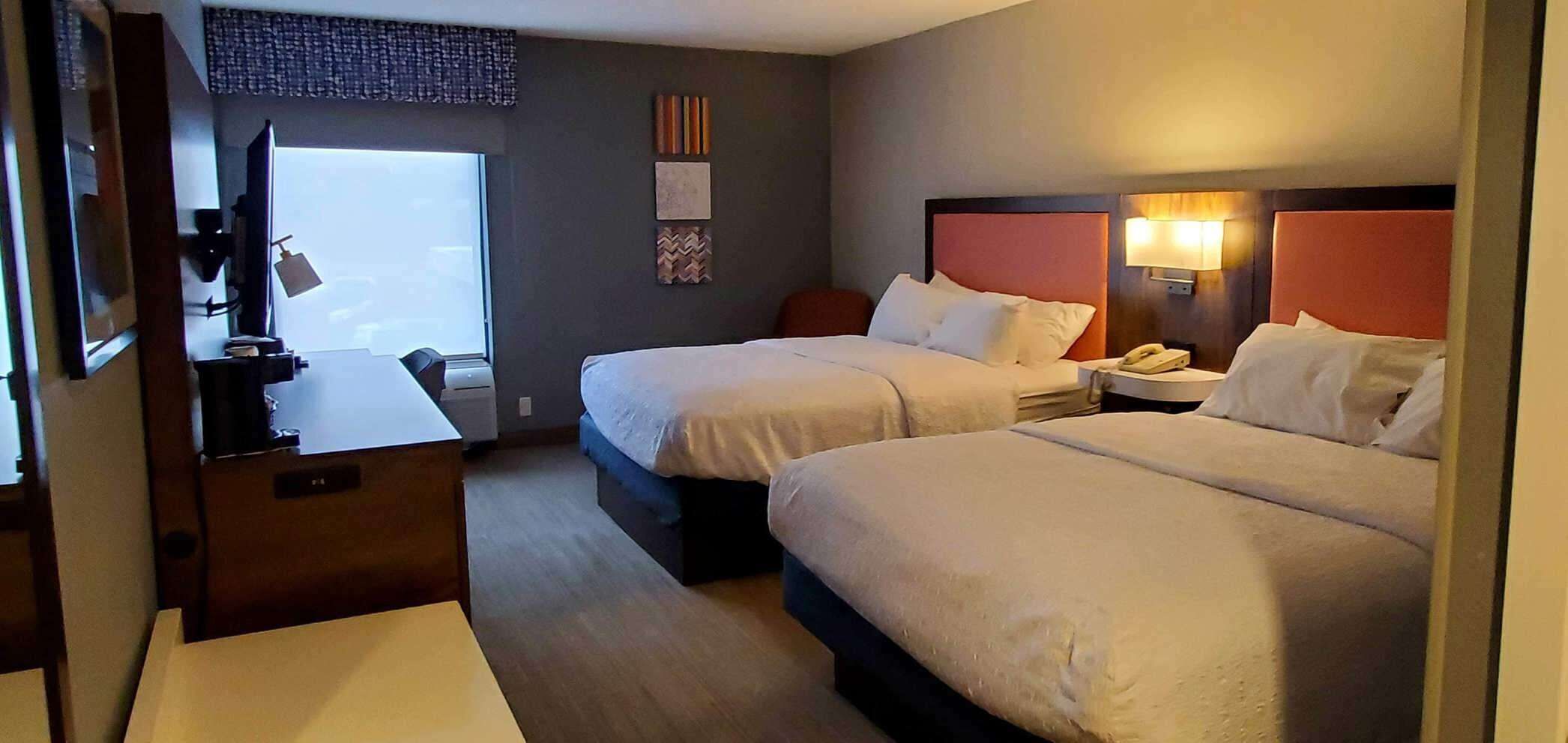 1 quarto, roupa hipoalergénica, cofre no quarto 