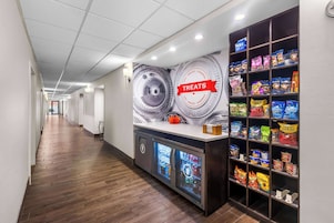 Snack-bar