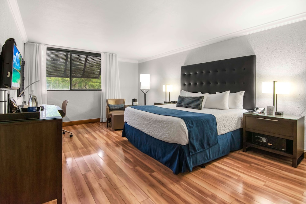 Miami Lakes Hotel - Miramar
