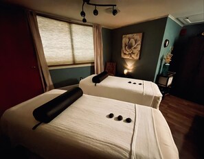 Sala(s) para tratamentos a casais, tratamentos corporais, aromaterapia 