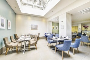 Café da manhã, almoço e jantar