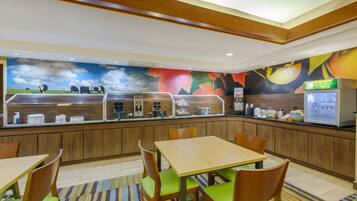 Café da manhã continental grátis todos os dias