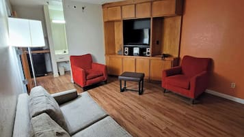 Suite Standard, 2 camas de casal, não fumadores, frigorífico e micro-ondas | Roupa hipoalergénica, secretária