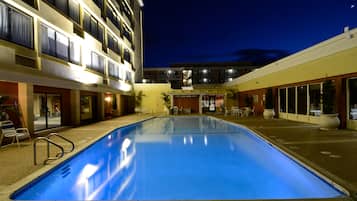 Piscina exterior