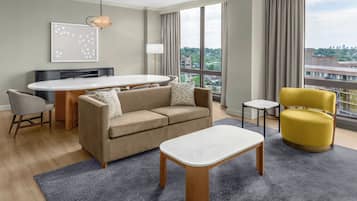 Roupas de cama premium, edredons de pluma, cofres nos quartos