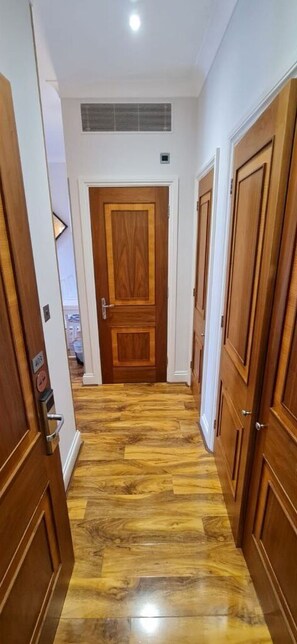Apartamento, casa de banho anexa | Interior