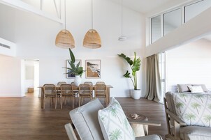 Bangalô grand, sobre a água | Opções para refeição no quarto