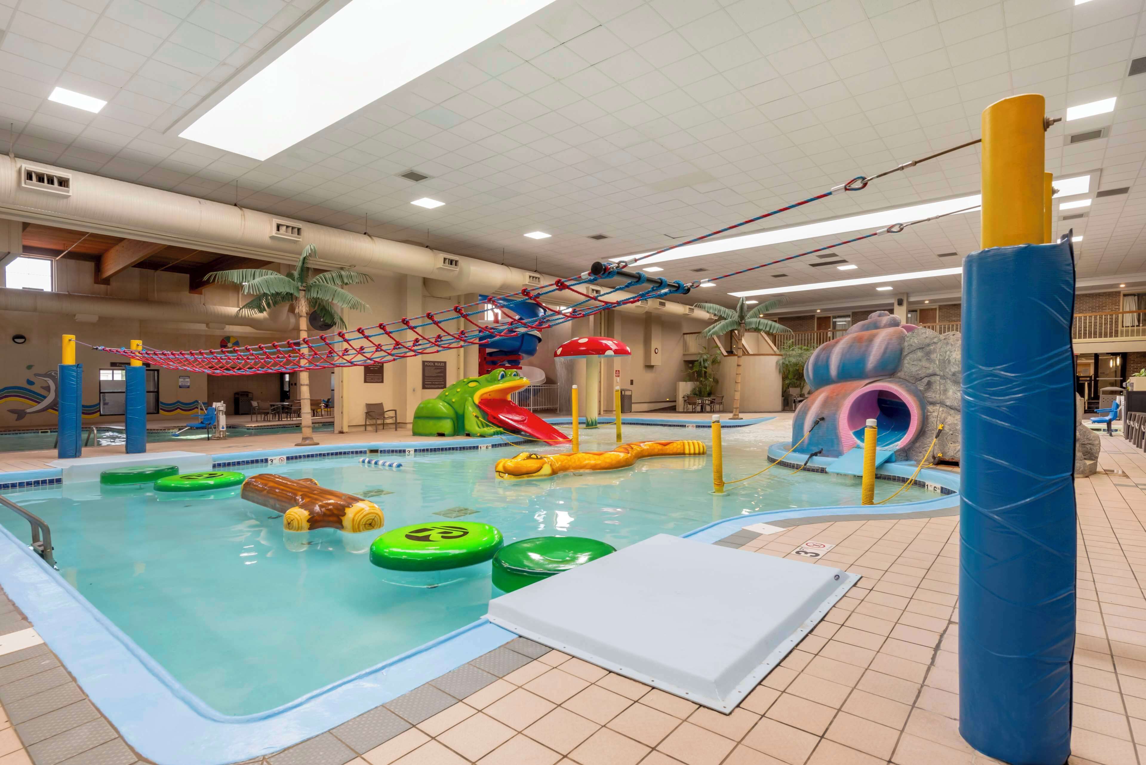 Piscina interna, piscina externa