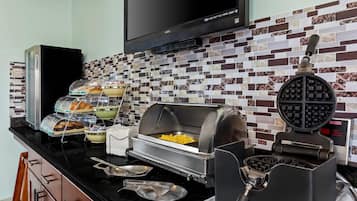 Pequeno-almoço takeaway diário incluído