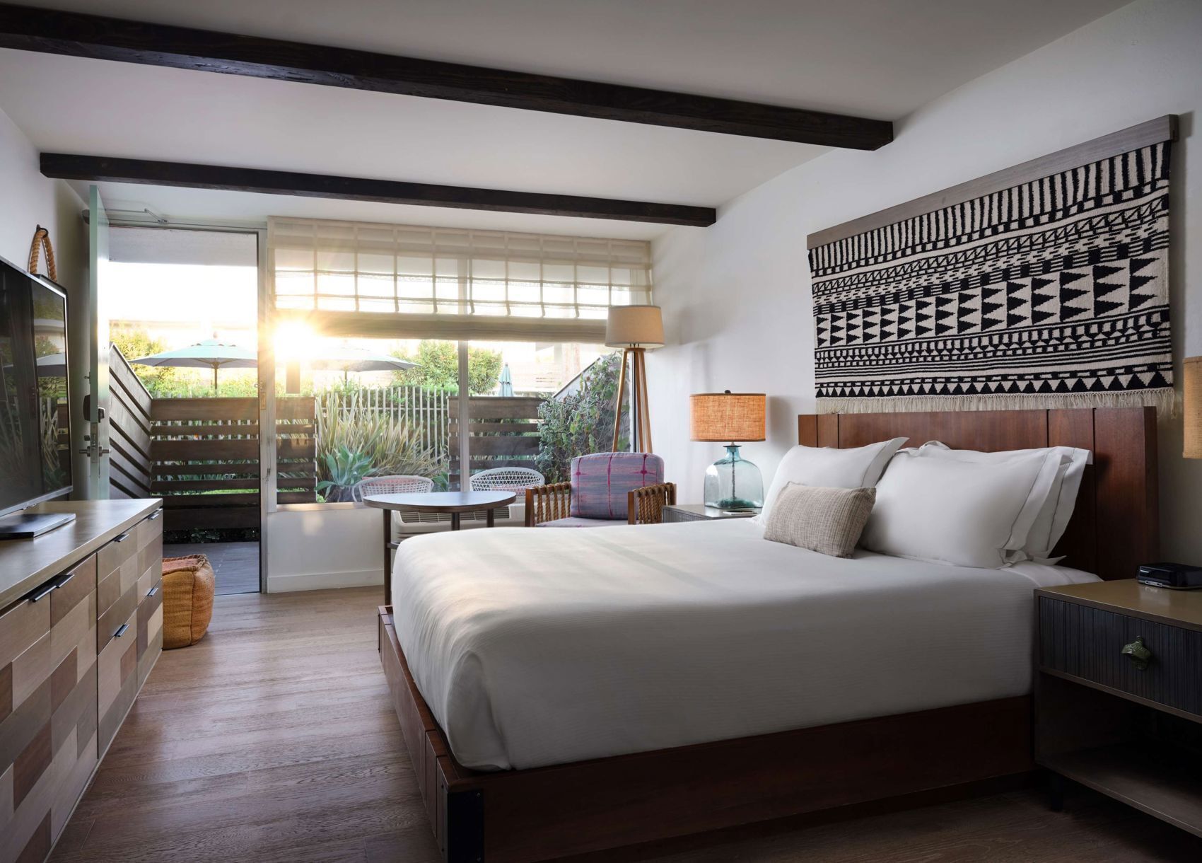 1 quarto, roupas de cama premium, cofres nos quartos, escrivaninha