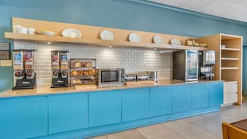 Pequeno-almoço tipo buffet diário incluído