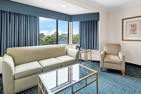 Roupa de alta qualidade, cofre com capacidade para portátil, secretária