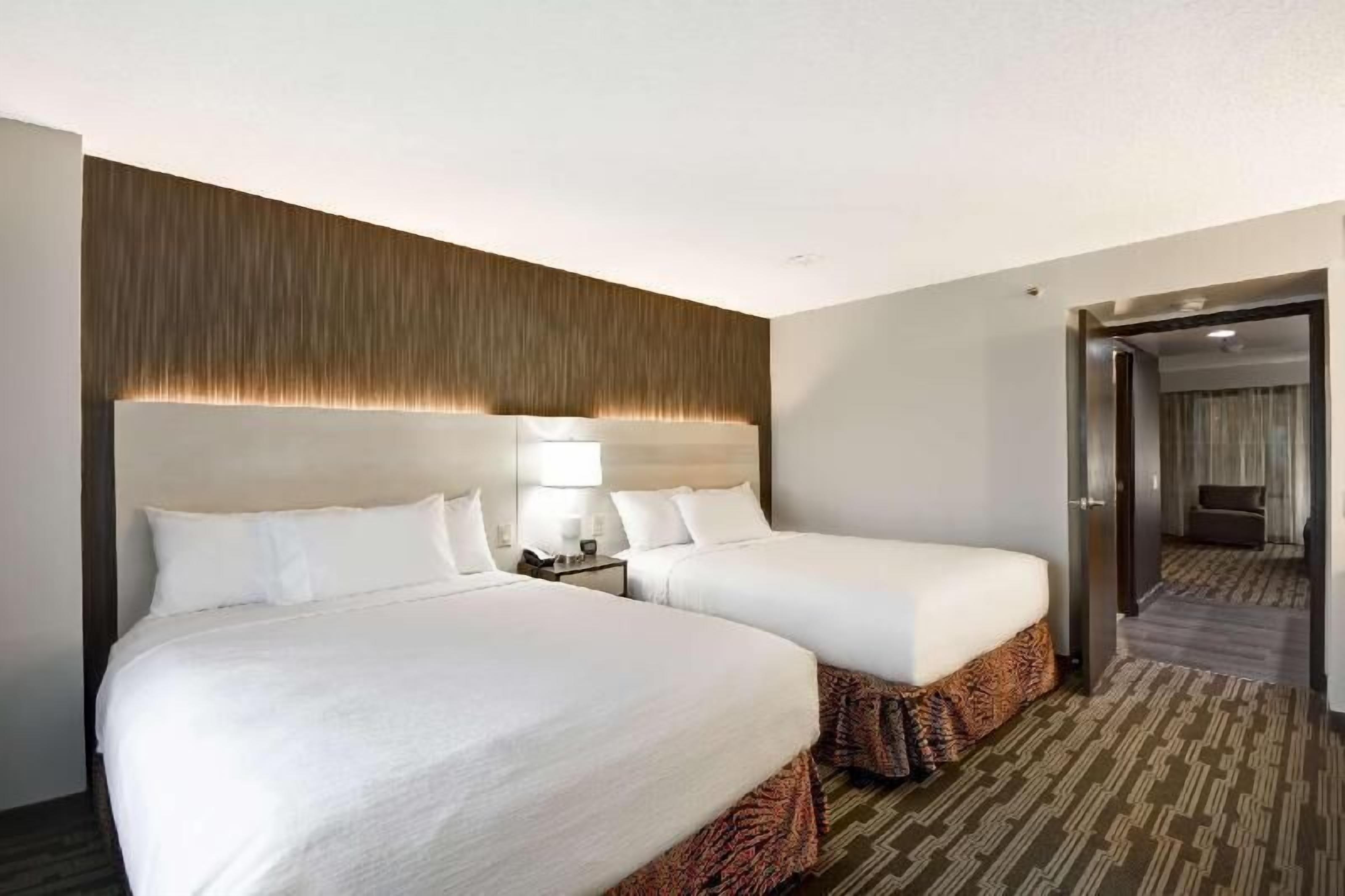 1 quarto, roupa hipoalergénica, edredões de penas, cofre no quarto 