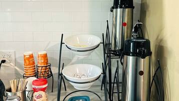 Pequeno-almoço continental diário incluído