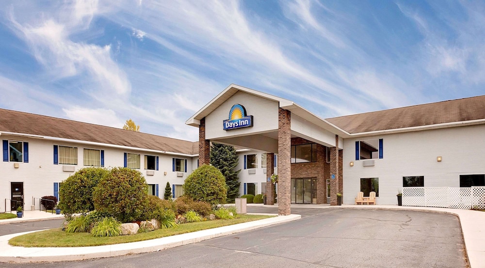 Days Inn By Wyndham Cadillac - Michigan