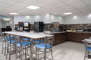 Pequeno-almoço takeaway diário incluído 