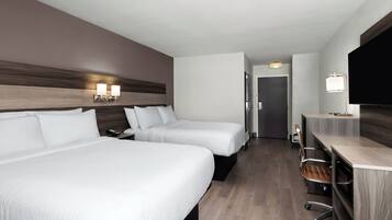 Quarto Standard, 2 camas queen-size | Roupa de alta qualidade, secretária