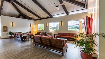 Lounge no saguão