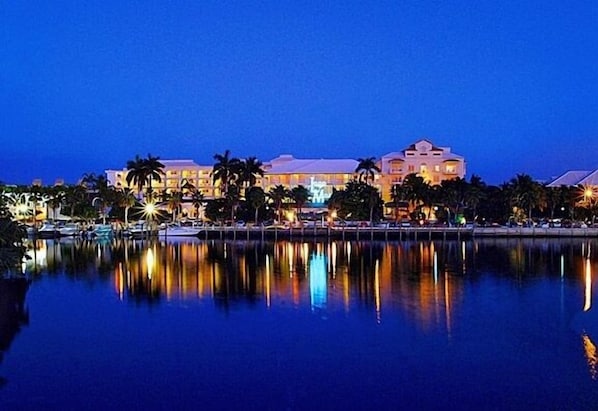Lago Mar Beach Resort & Club Reviews, Deals & Photos 2023 - Expedia