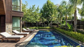 Vila, 3 quartos, vista para o jardim (Balcony) | Piscina | Piscina interna, 3 piscinas externas