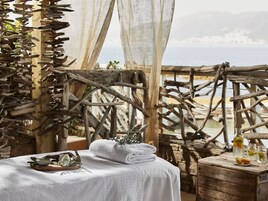 Salas para tratamentos a dois, sauna seca, sauna a vapor